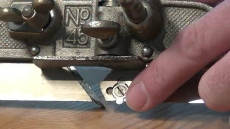 How To Rebate Wood With a Router - 2021 Beginners Guide