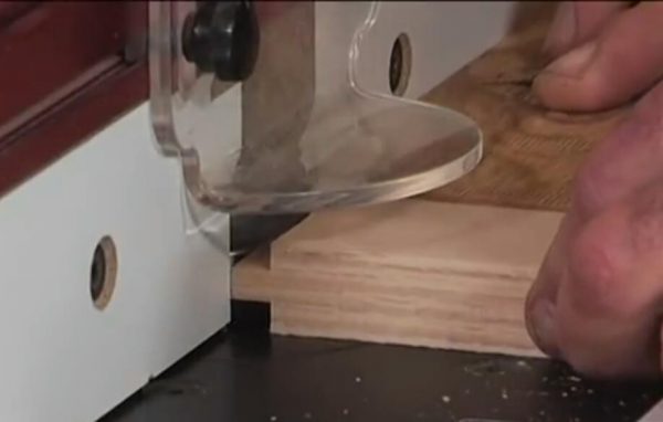 How To Use a Tongue And Groove Router Bit - 2020 Guide